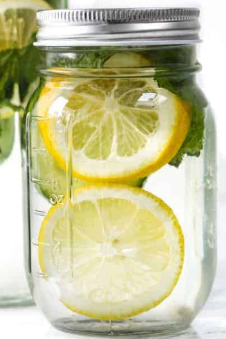 Lemon Mint and Cucumber Detox Water - Sims Home Kitchen