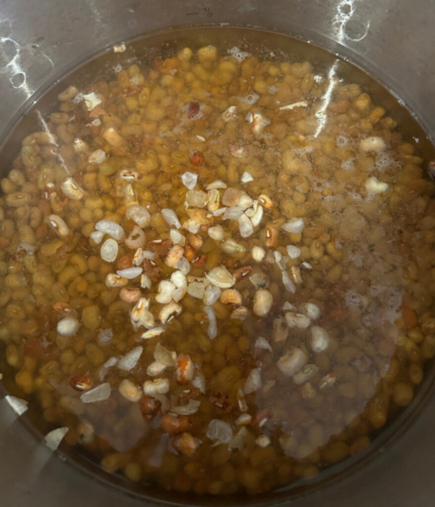 Nigerian Stewed Beans (Ewa Riro) - Sims Home Kitchen