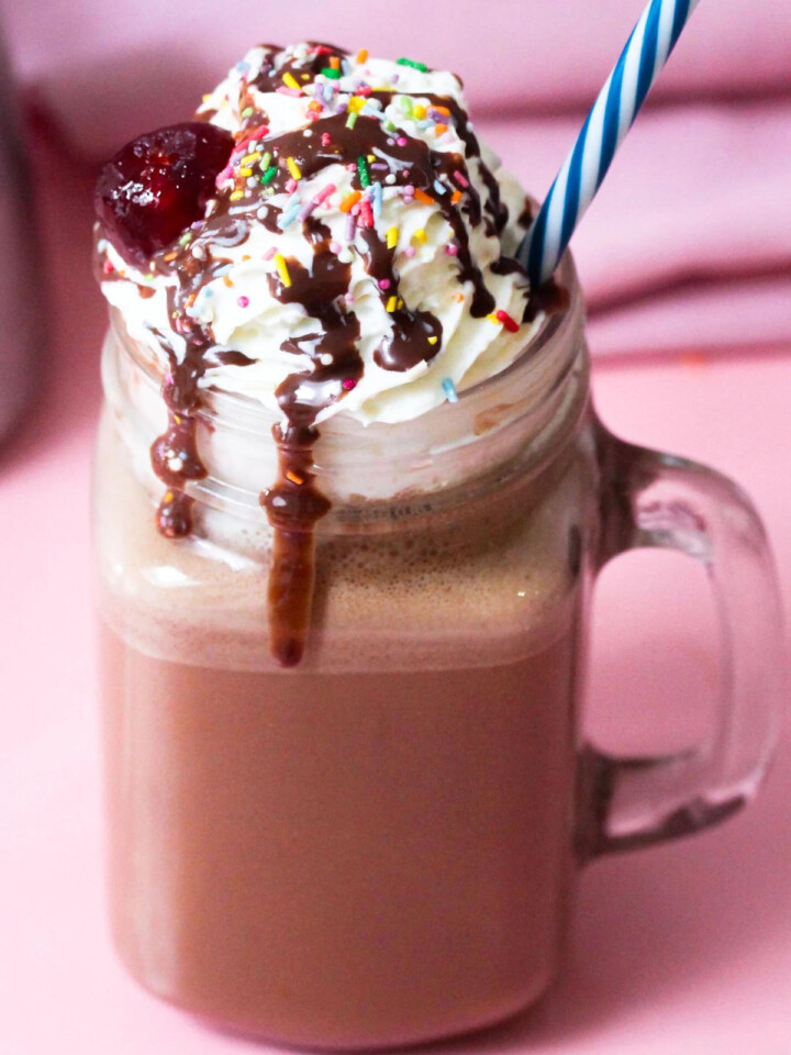 Easy Nutella Milkshake - Sims Home Kitchen