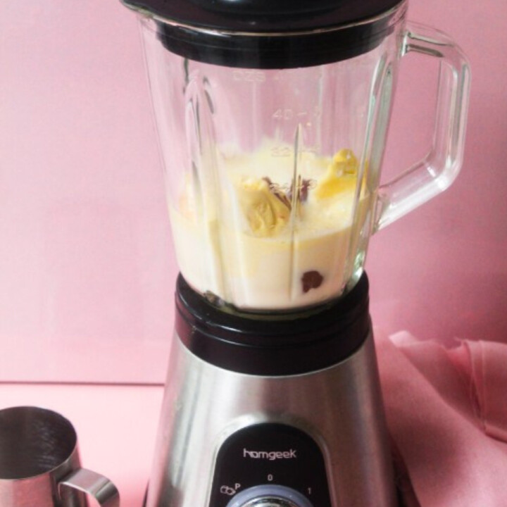 Easy Nutella Milkshake - Sims Home Kitchen