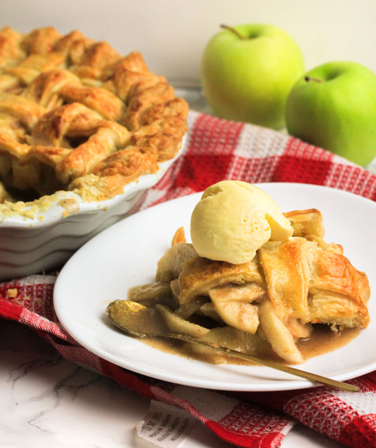 Easy Puff Pastry Apple Pie | Sims Home Kitchen