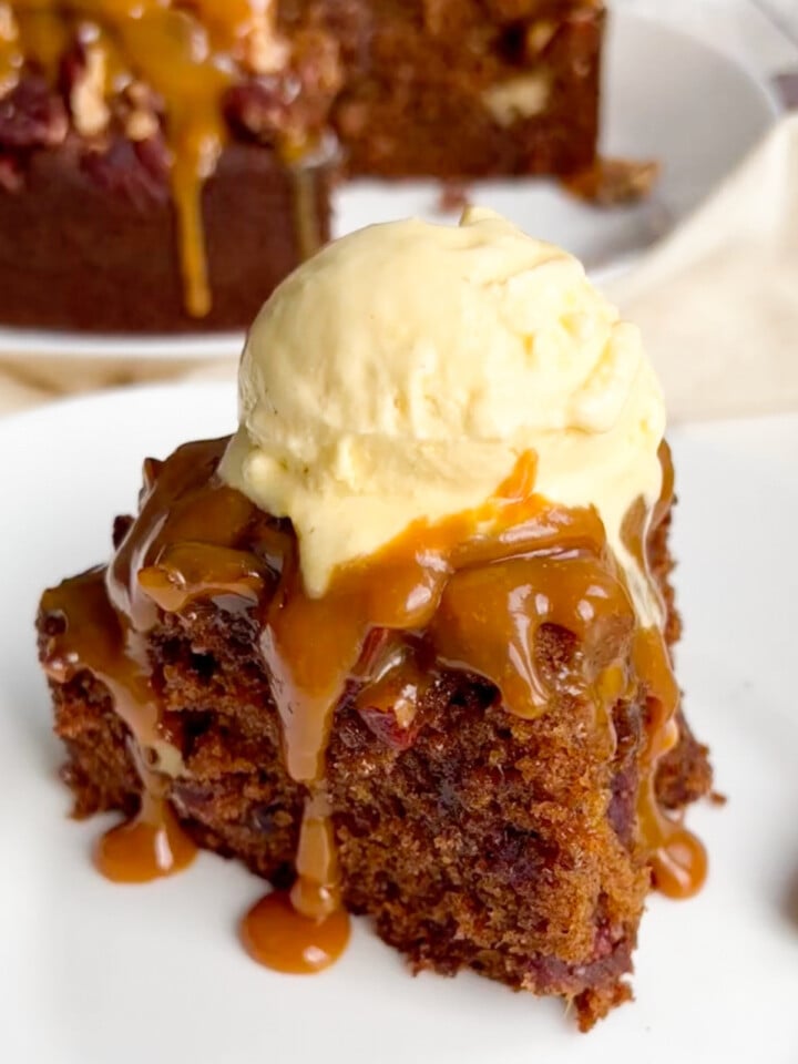 Easy Moist Date Cake - Sims Home Kitchen