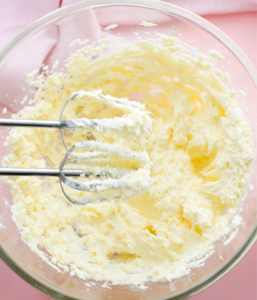 Easy Cream Cheese Frosting - Sims Home Kitchen
