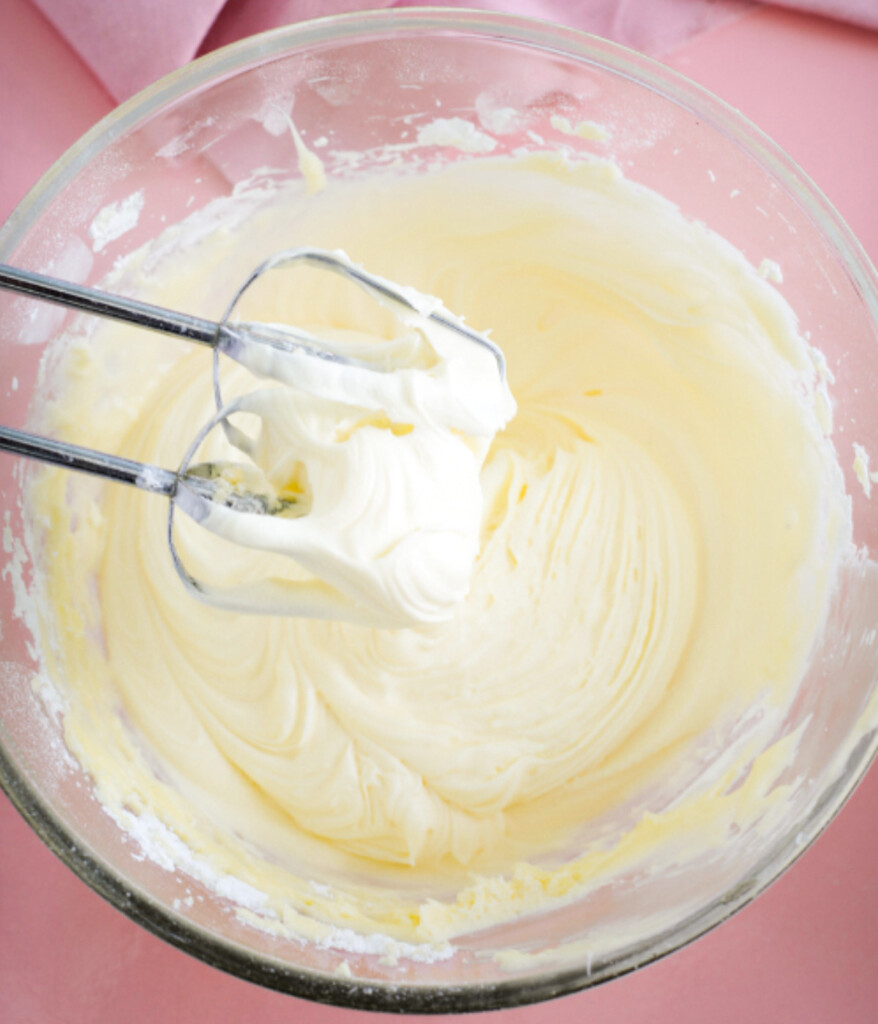 Easy Cream Cheese Frosting - Sims Home Kitchen