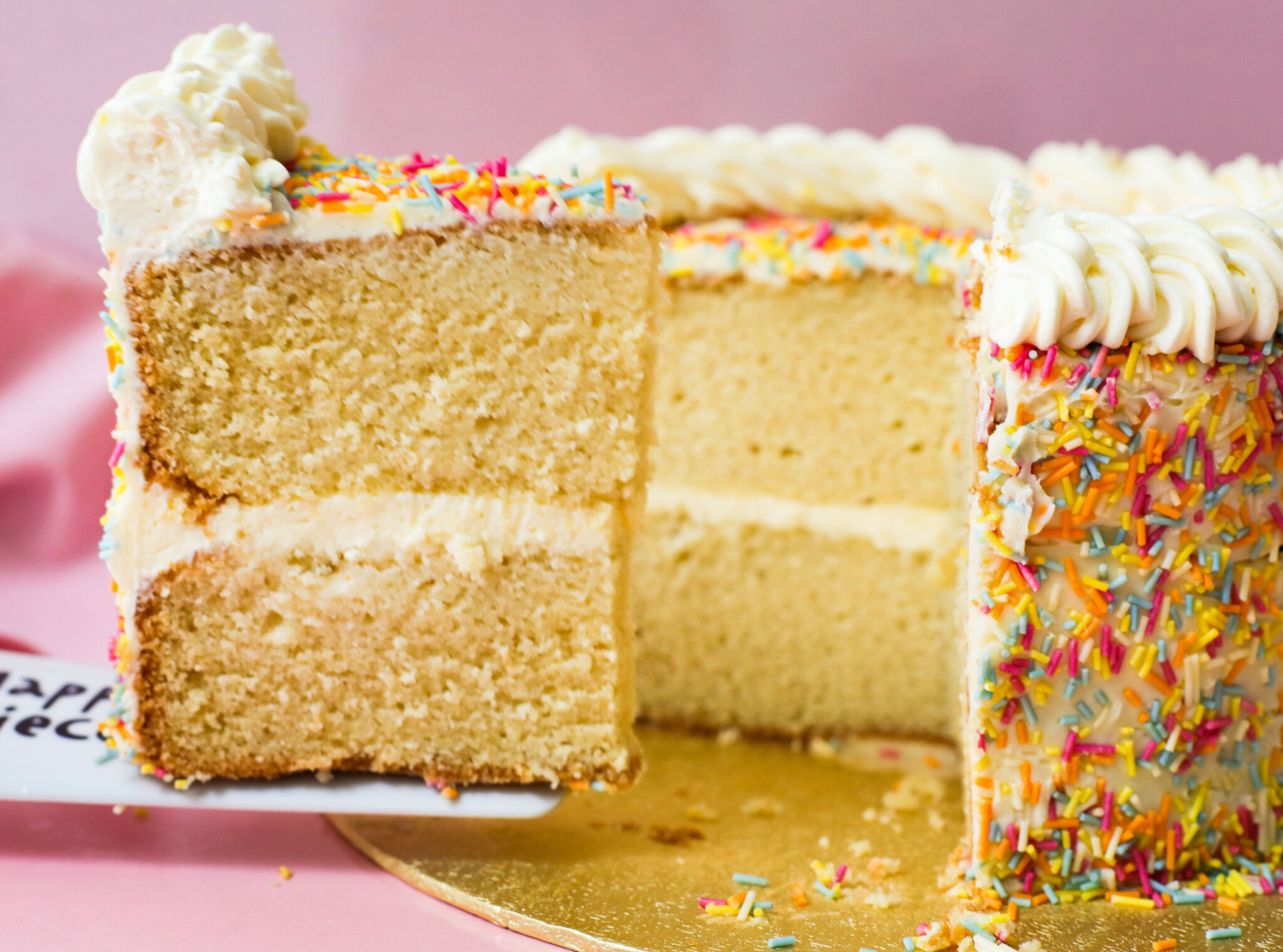Old School Birthday Sprinkle Cake | Sims Home Kitchen