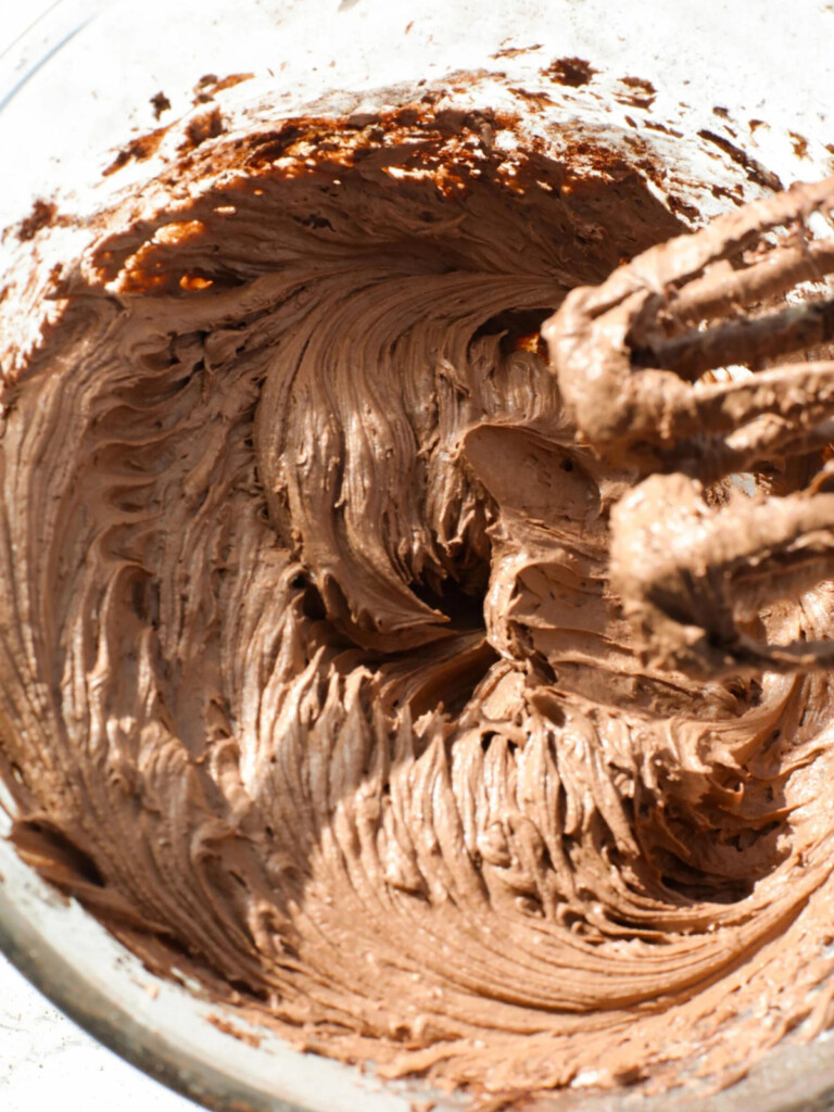 Easy Chocolate Buttercream with Cocoa Powder - Sims Home Kitchen