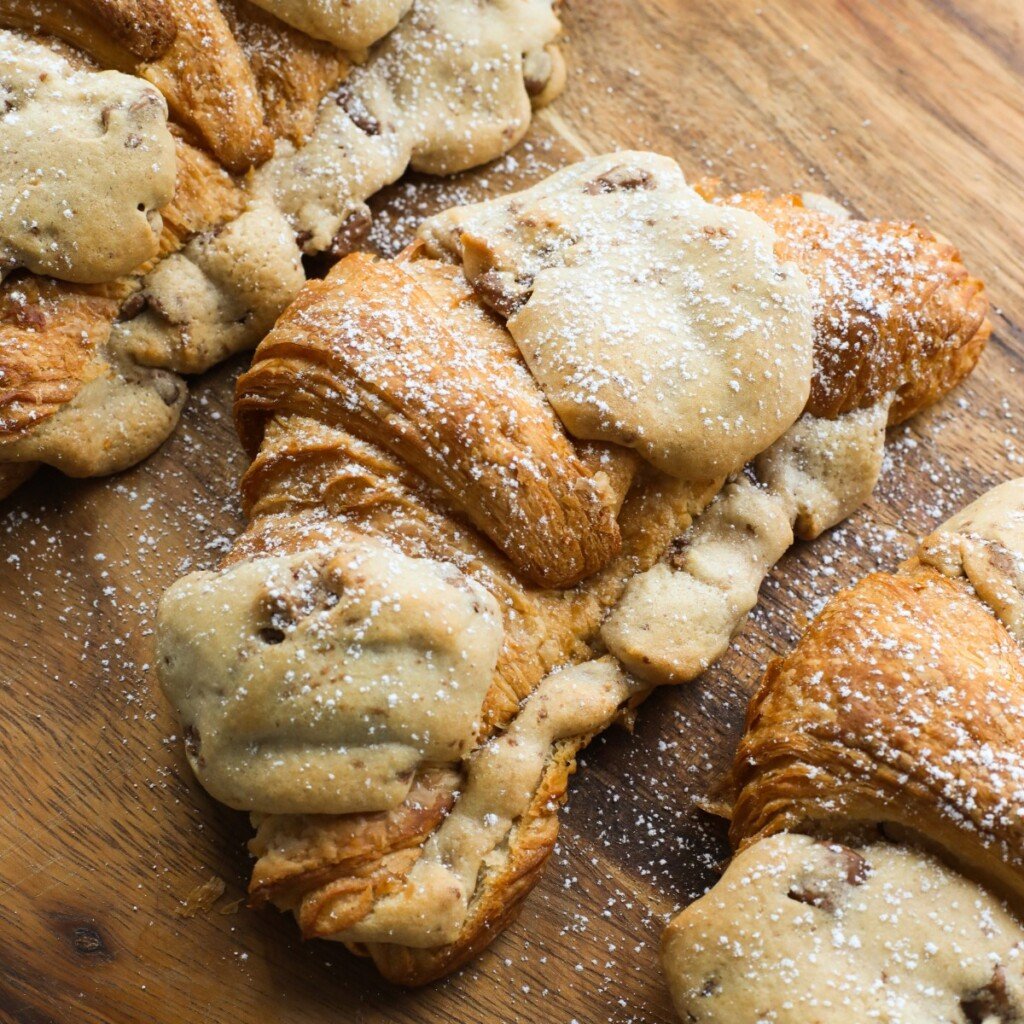 Viral Cookie Croissant (Crookie) - Sims Home Kitchen