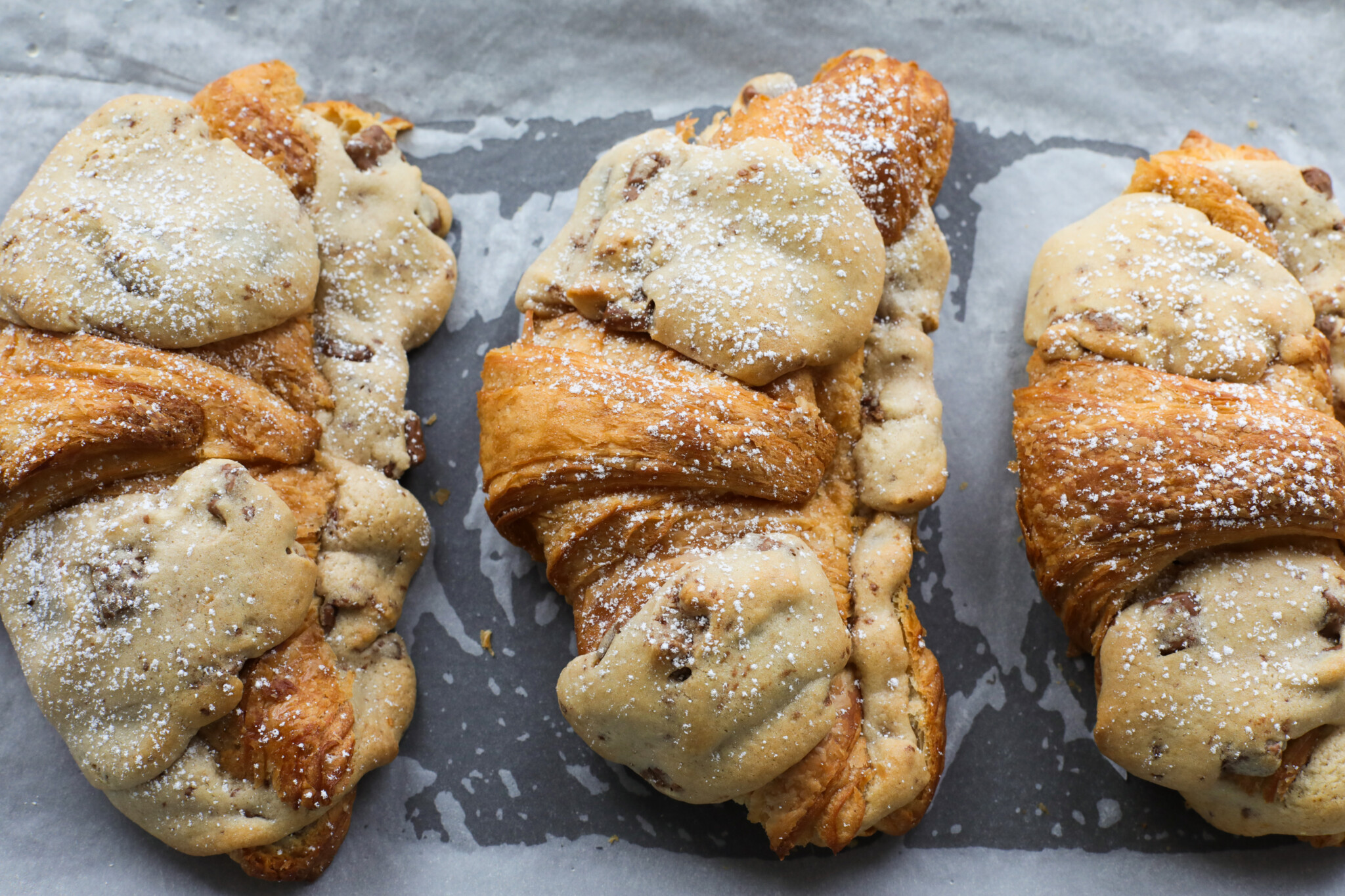 Viral Cookie Croissant (Crookie) - Sims Home Kitchen